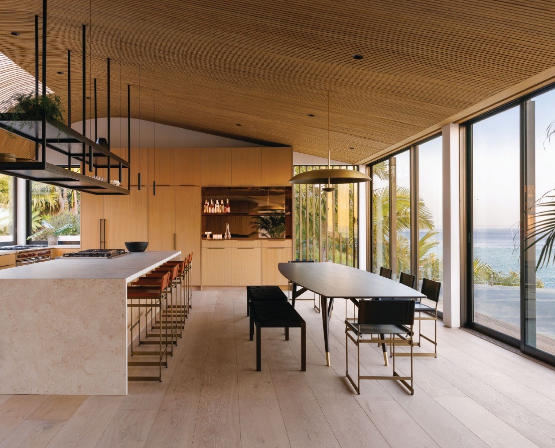 Organic Modern Retreat: Sophisticated Malibu Cliff Home