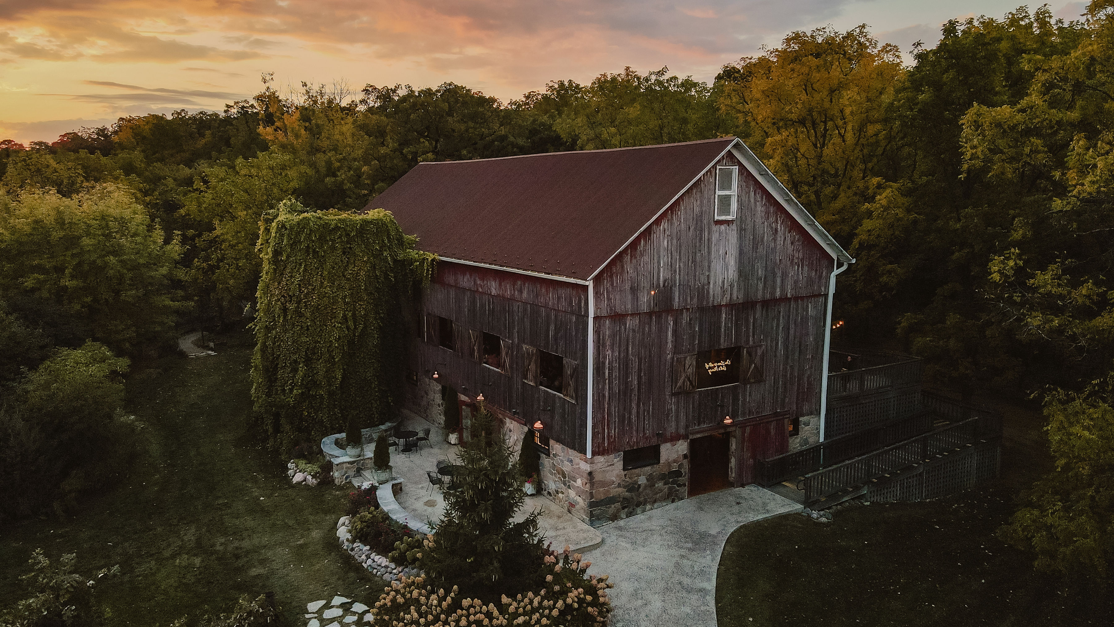 Discover Wisconsin's Enchanting Barn Venue: The Farm at Dover