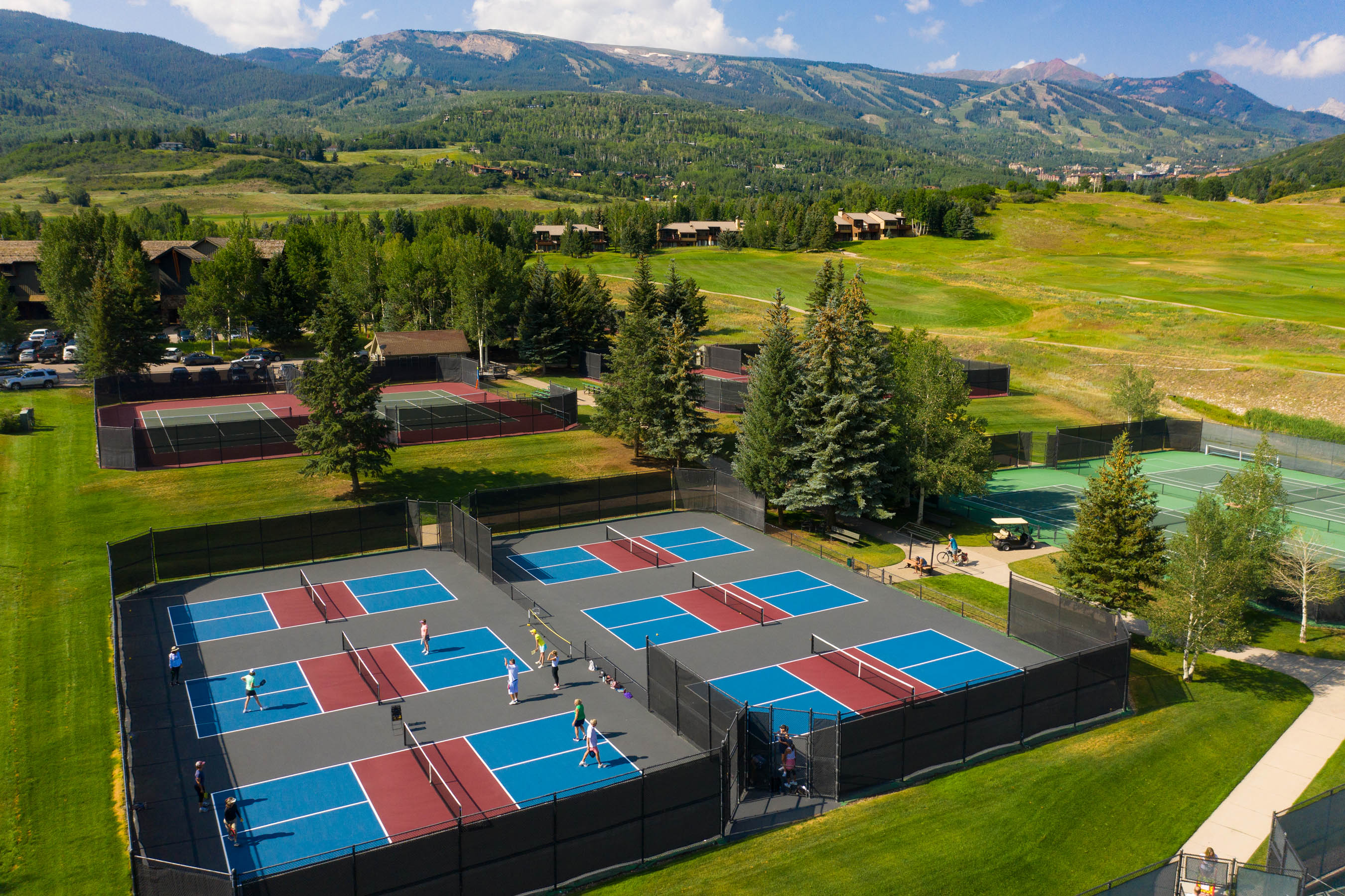 Snowmass Club: A Premium Golf Experience in a Scenic Setting