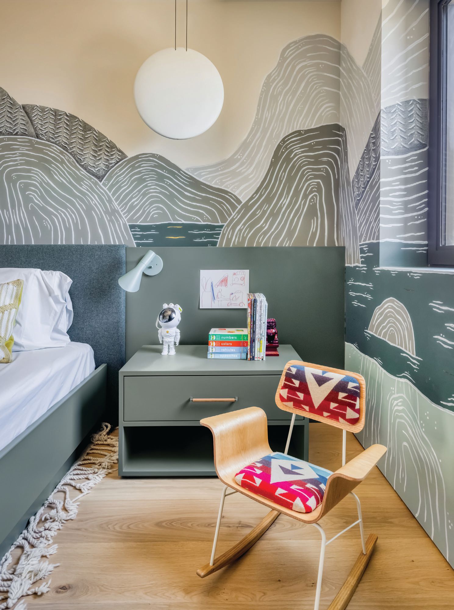 Enchanting Nature Mural for Kids' Bedroom by Joset Medina