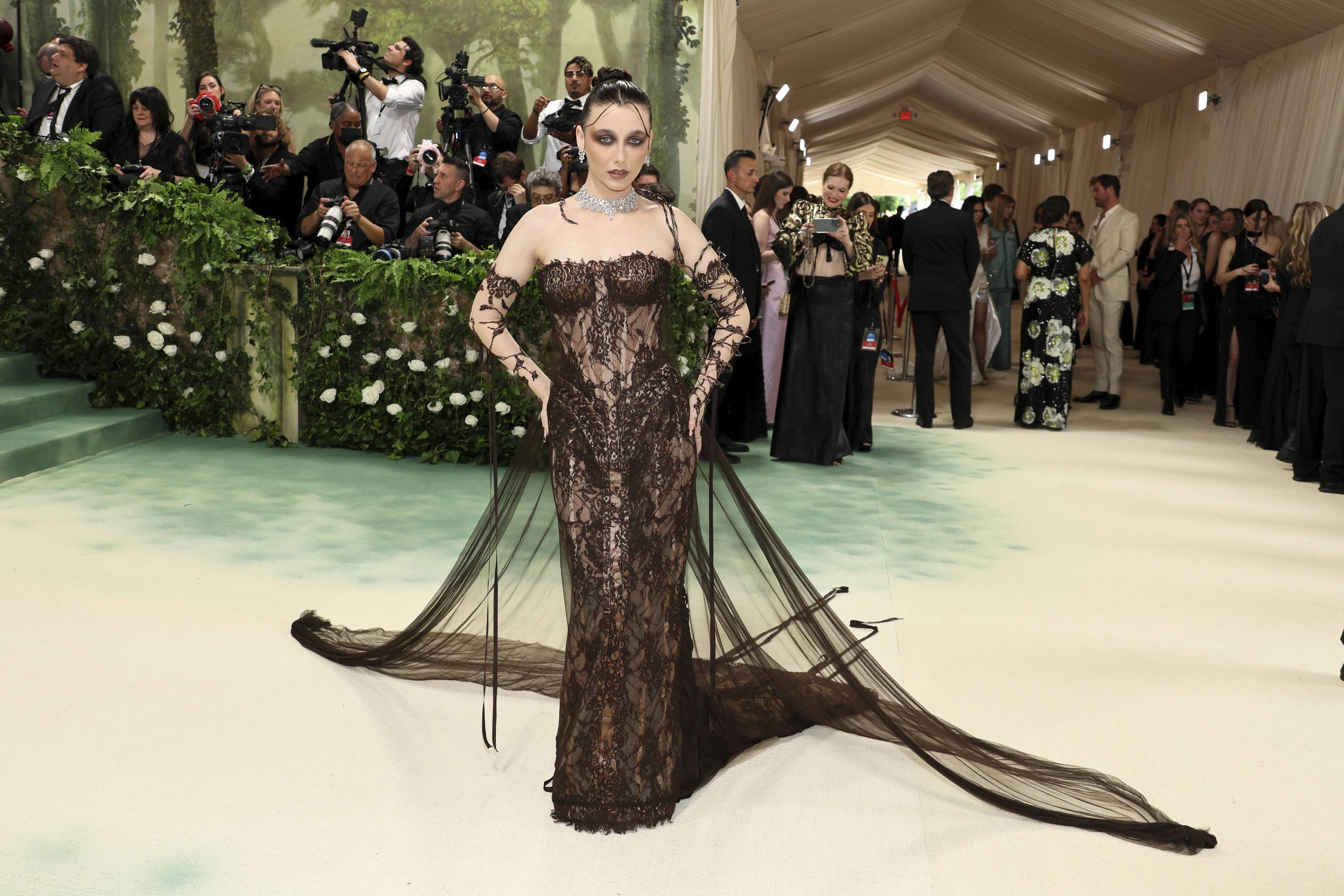 Emma Chamberlain Stuns in Gothic Glam at Met Gala 2024