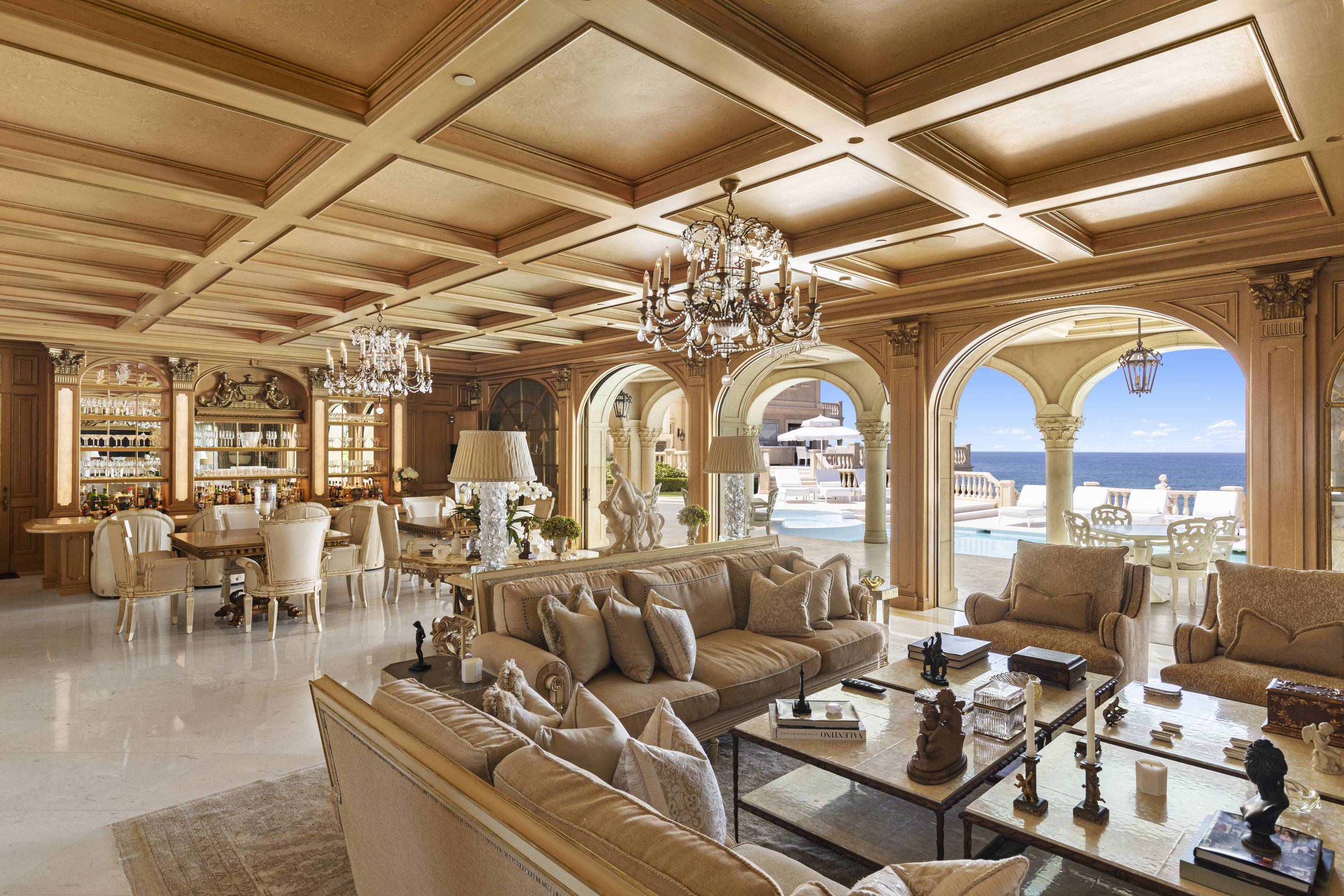 The Sand Castle: Luxury Living in La Jolla
