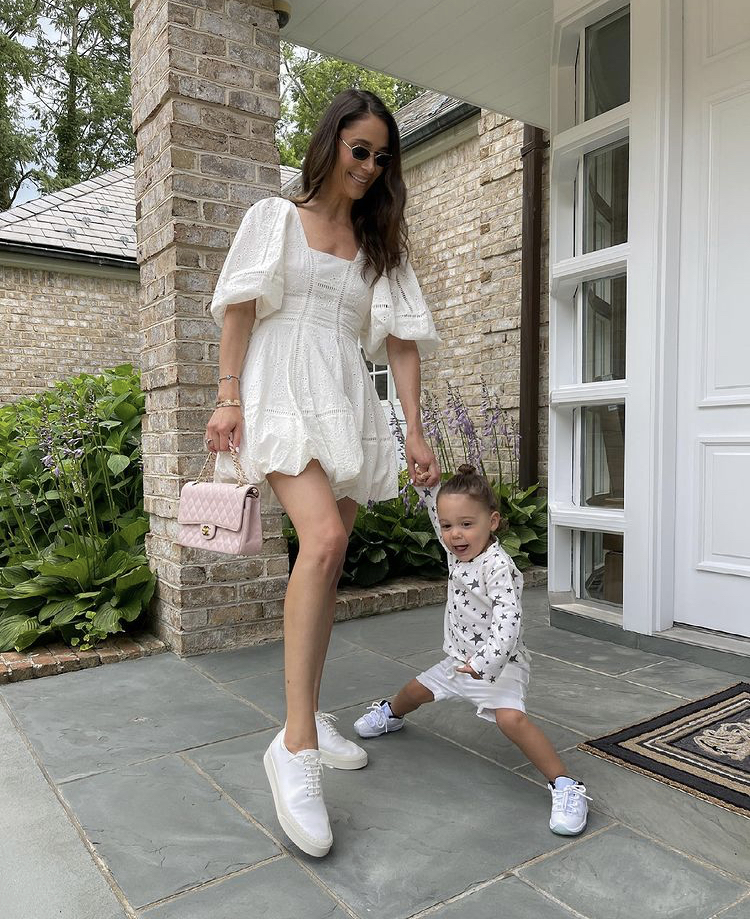 Lindsi Lane: Empowering Authentic Lifestyle & Fashion