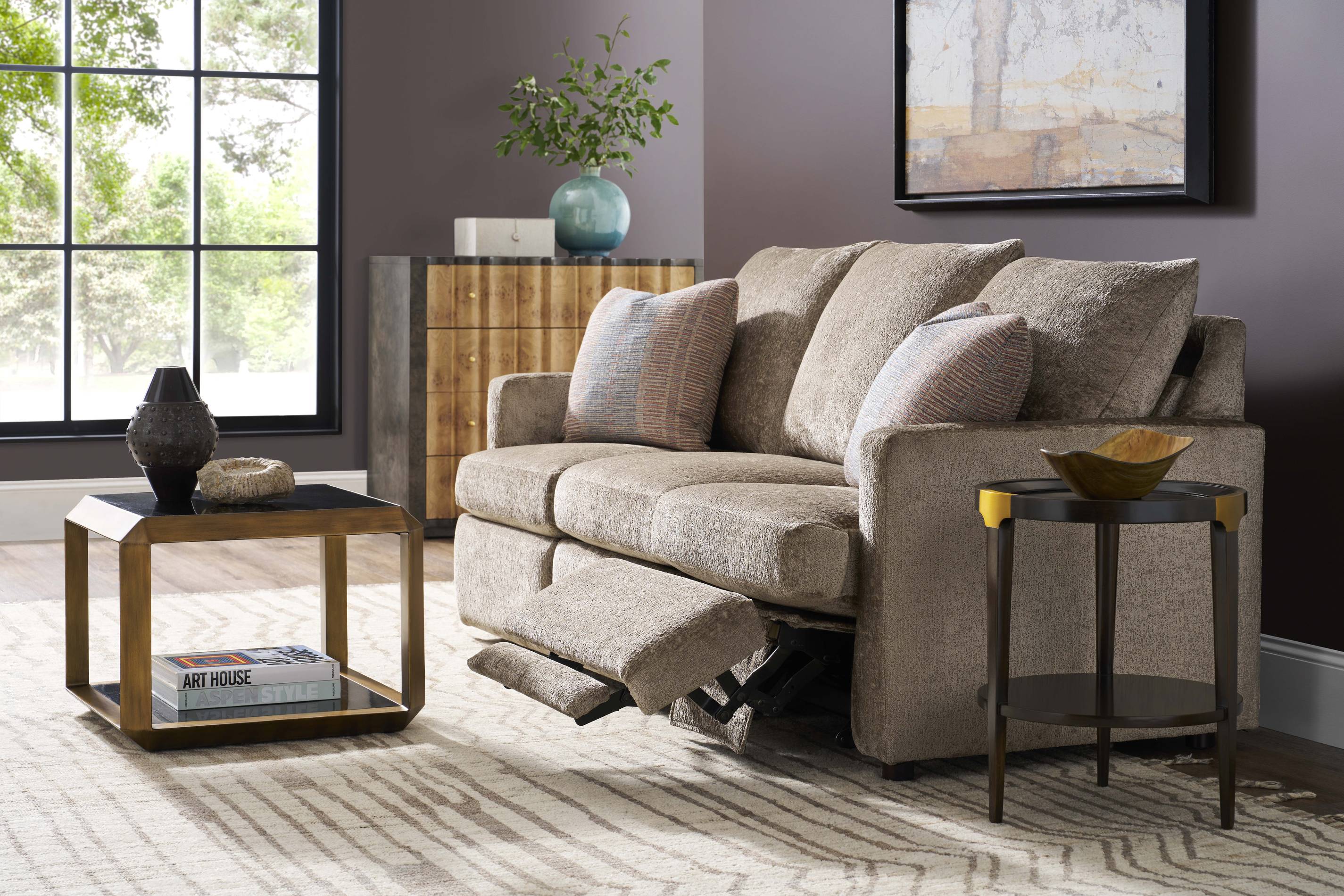 Luxurious Reclining Sofas for Ultimate Comfort