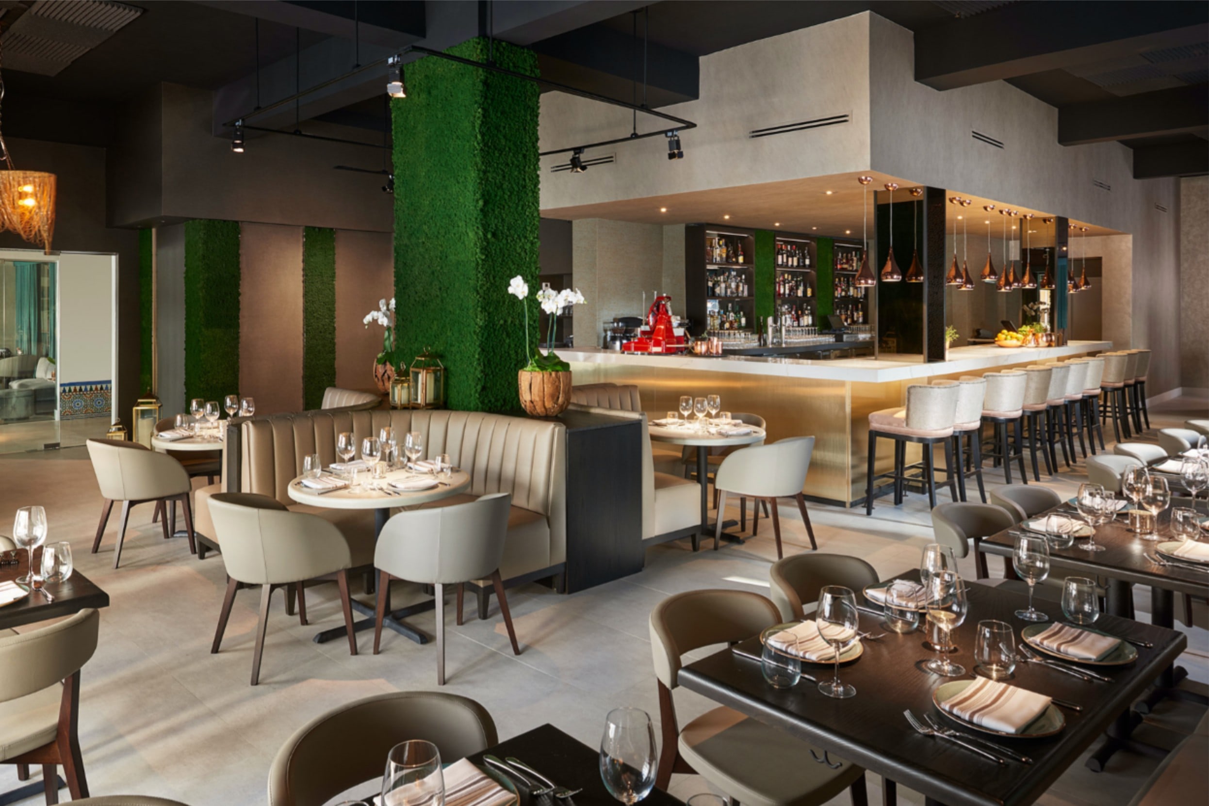 Thanksgiving Dining in Miami: 15 Unique Culinary Experiences