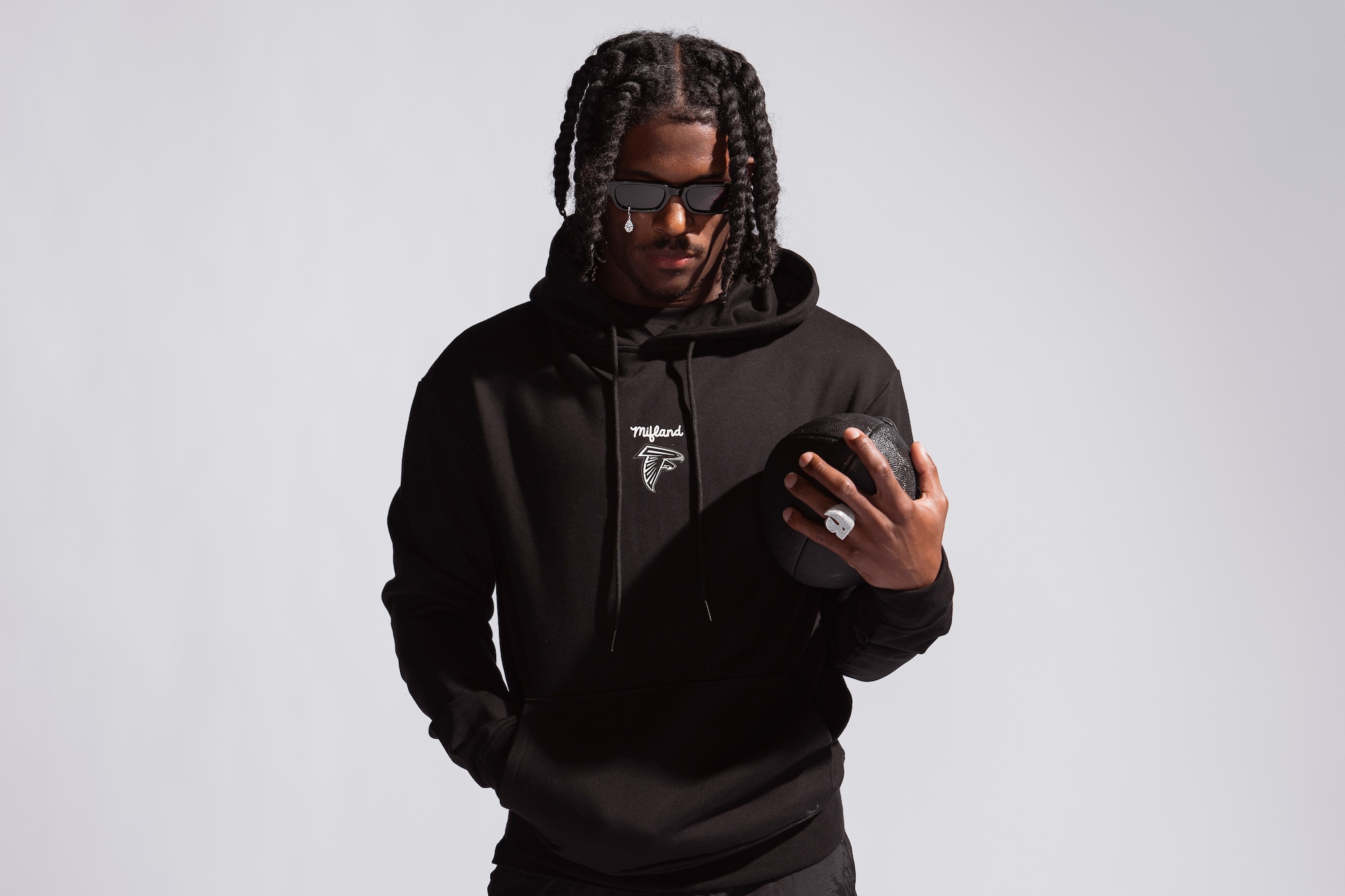 Atlanta Falcons Launch Exclusive Fashion Collection