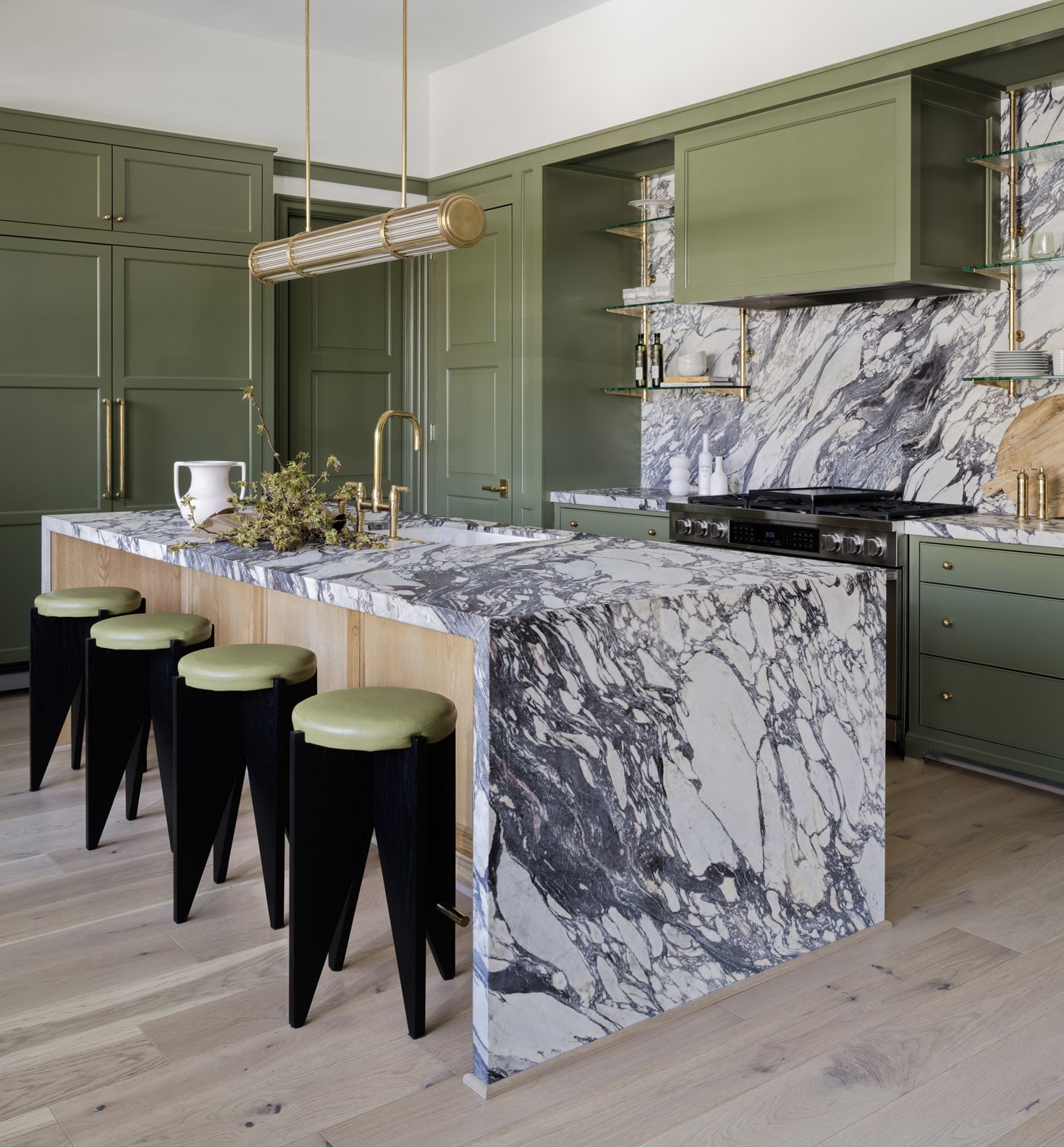 Chic Family Home Designed for Gatherings