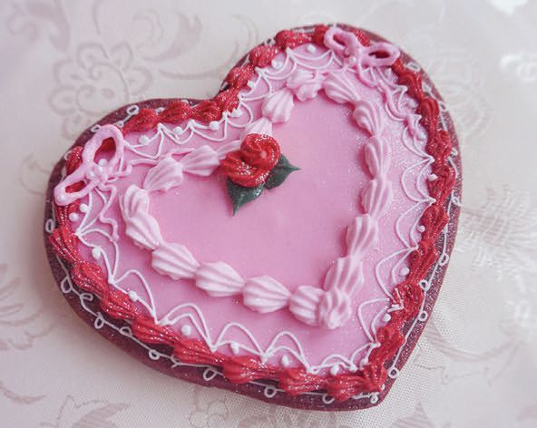 New June Bakery: Custom Valentine’s Day Cakes in Brewerytown