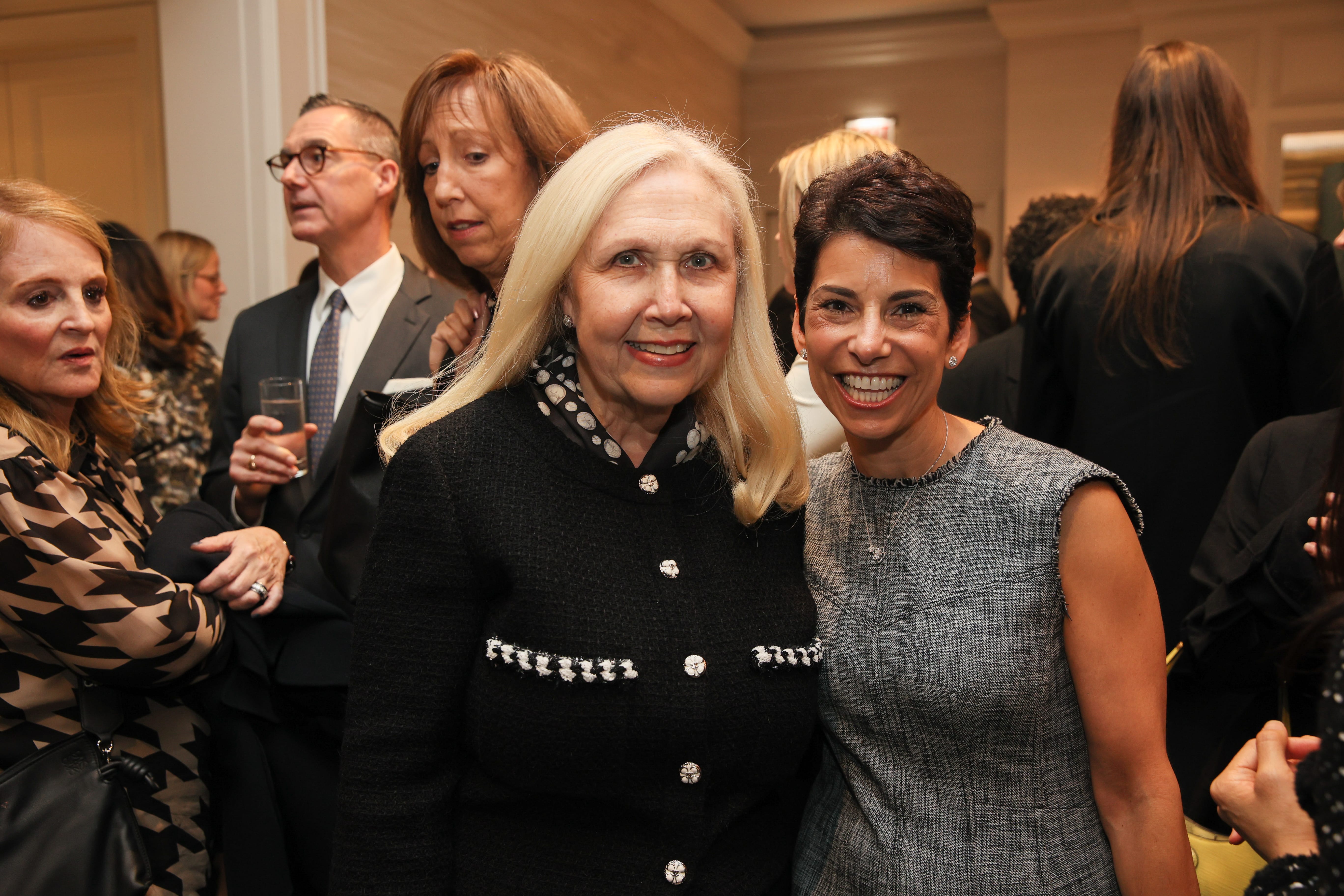MCA Chicago Luncheon Raises $650K for Art Education
