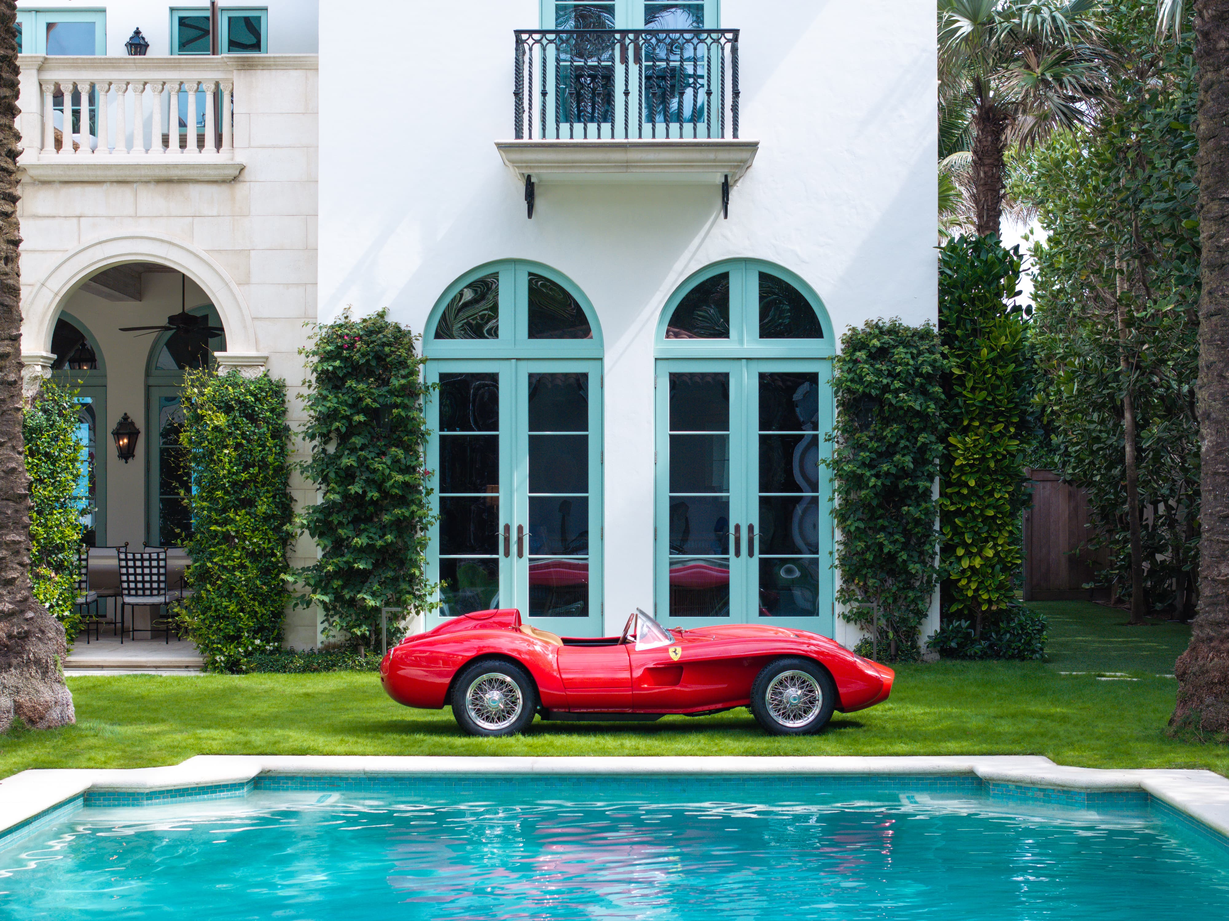 Transforming Palm Beach: Artistry of Iconic Cars