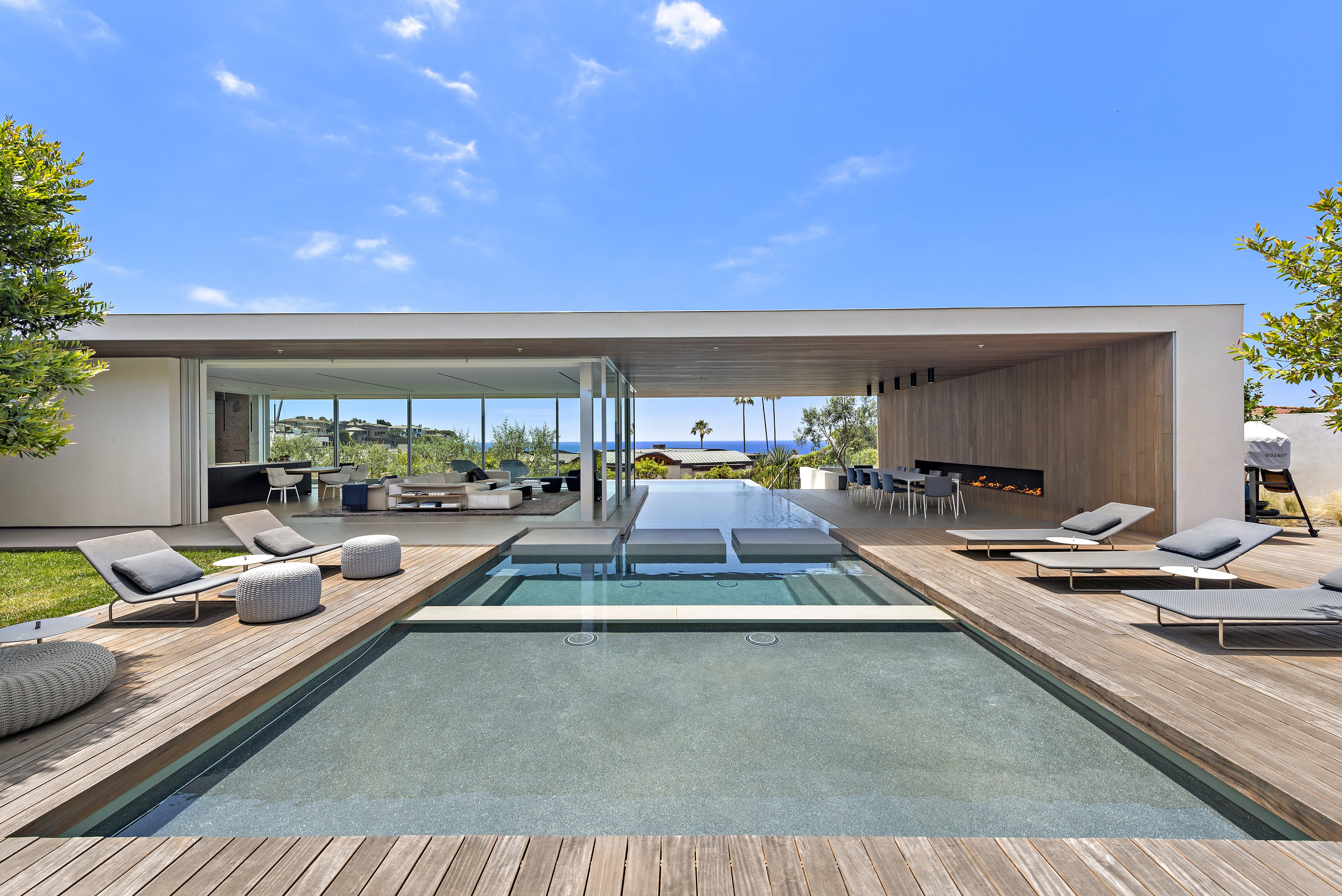 Explore Top Luxury Homes on the Market in Orange County Now