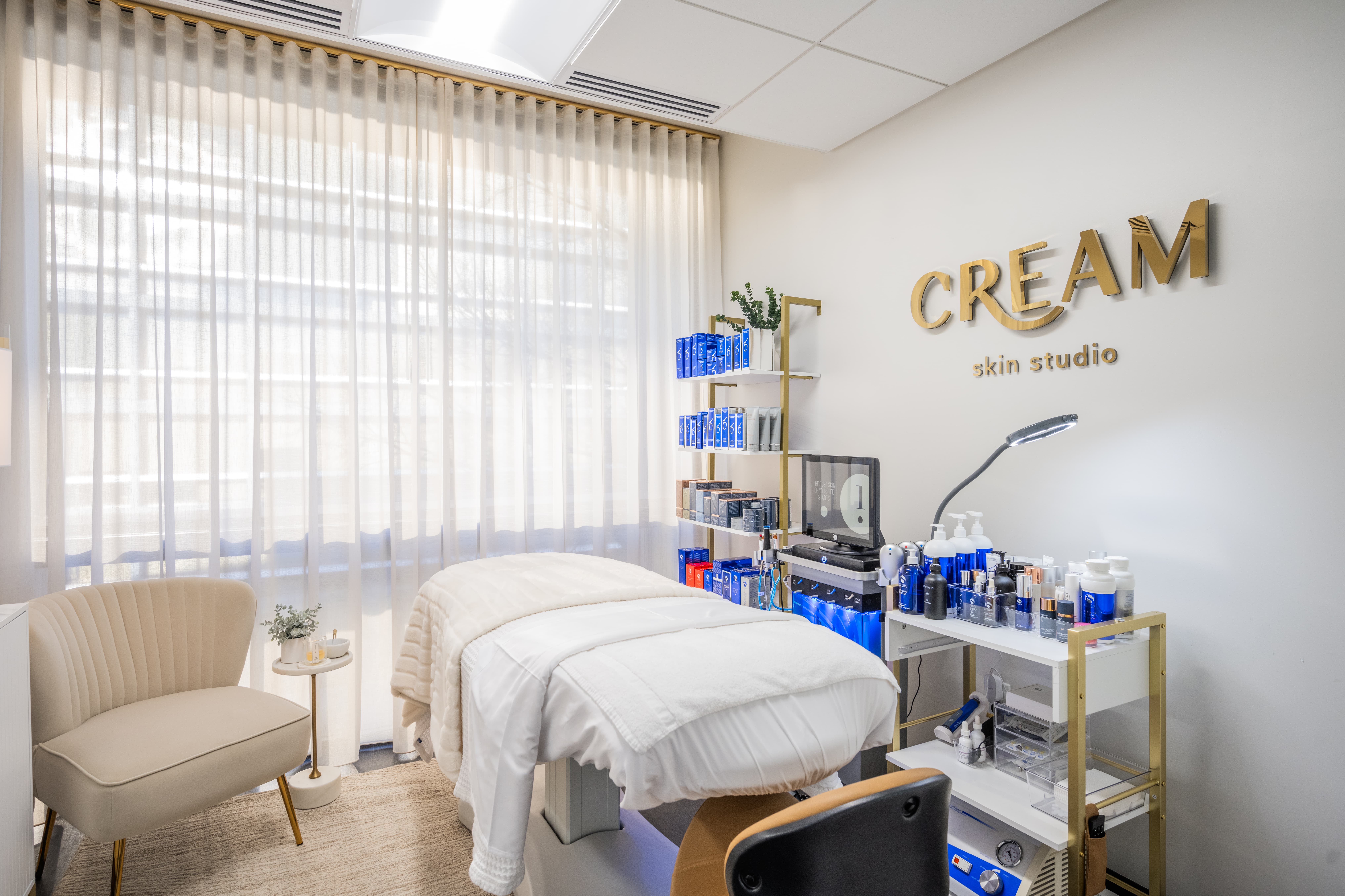 Unlock Skincare Secrets: Myths Debunked by CREAM Studio