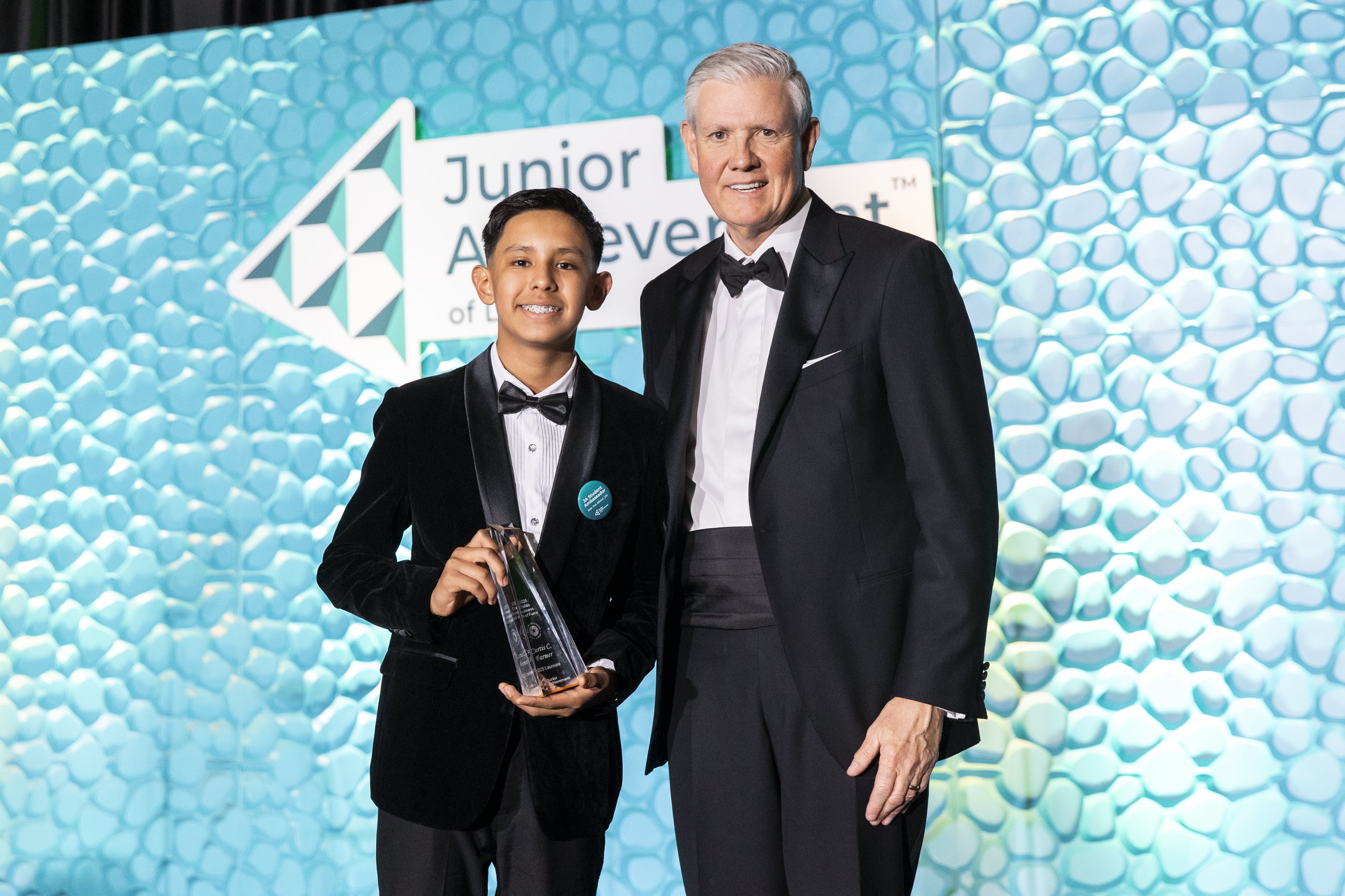 Record-Breaking $1.25M Raised at Dallas Business Hall of Fame