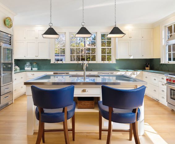 Colonial Estate in Chestnut Hill: Luxury & Charm