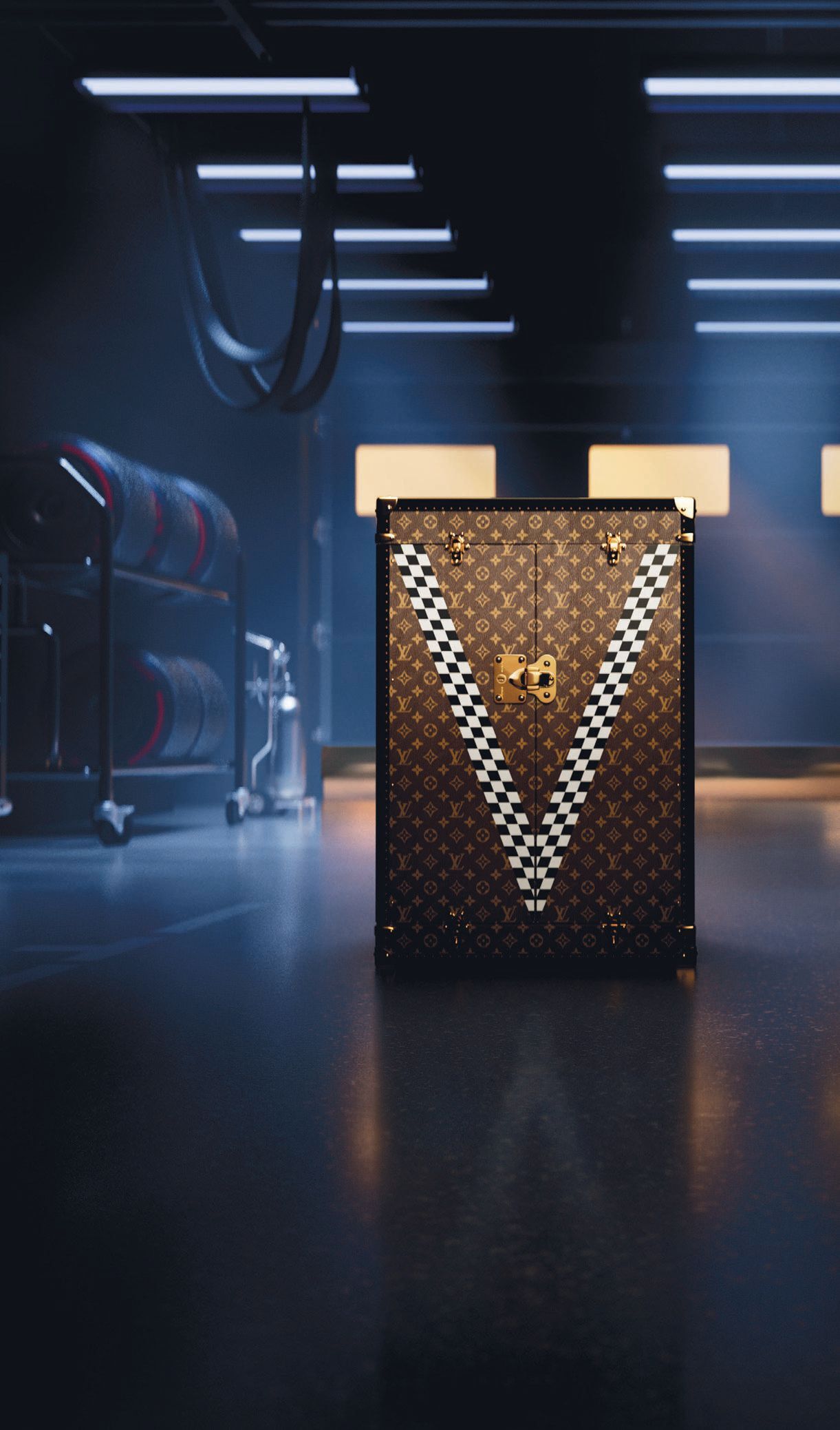 Louis Vuitton Unveils FIA Formula One Trophy Trunk