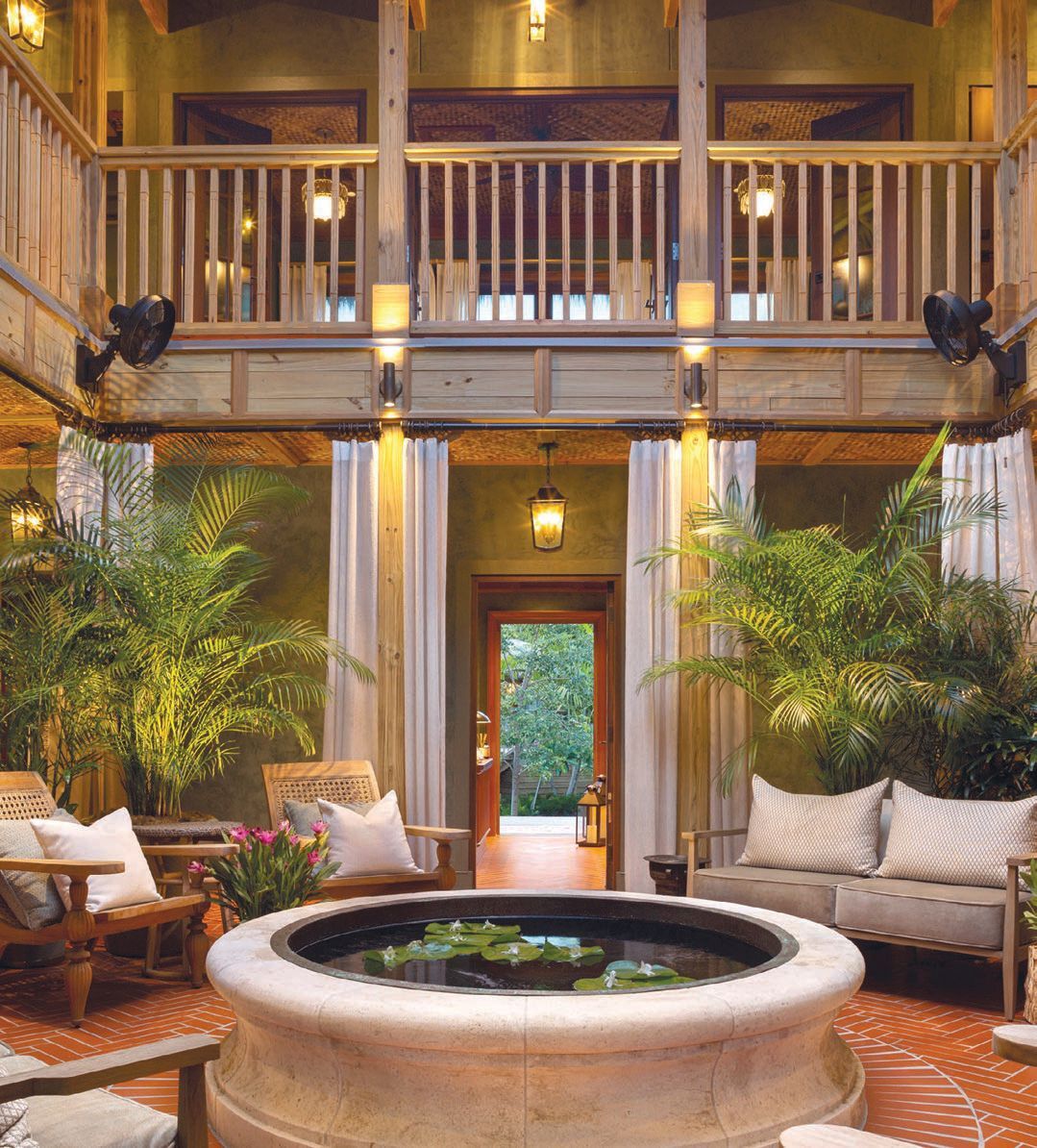 Check Into These Luxury Spots For a Florida Keys Getaway