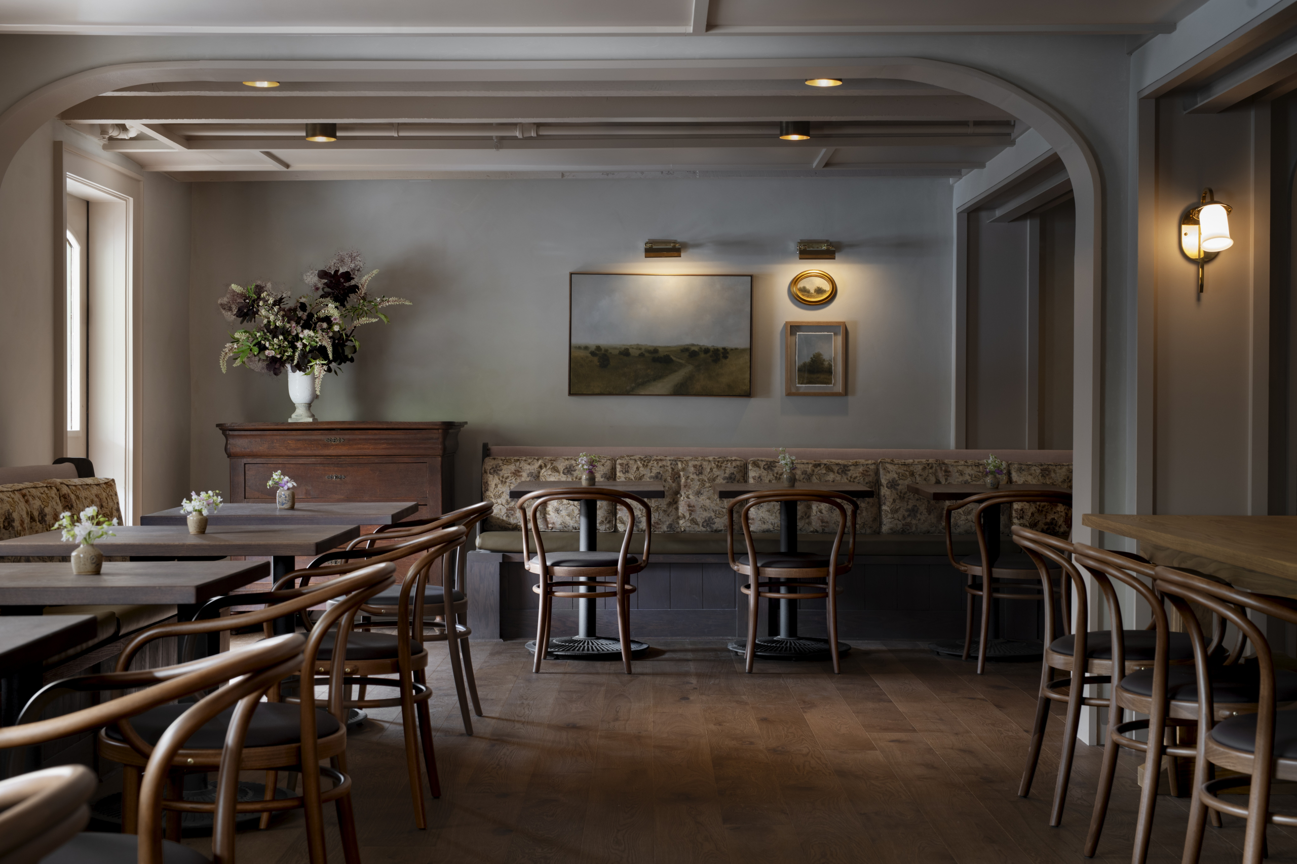 New European-Inspired Rotisserie and Bakery in Franklin