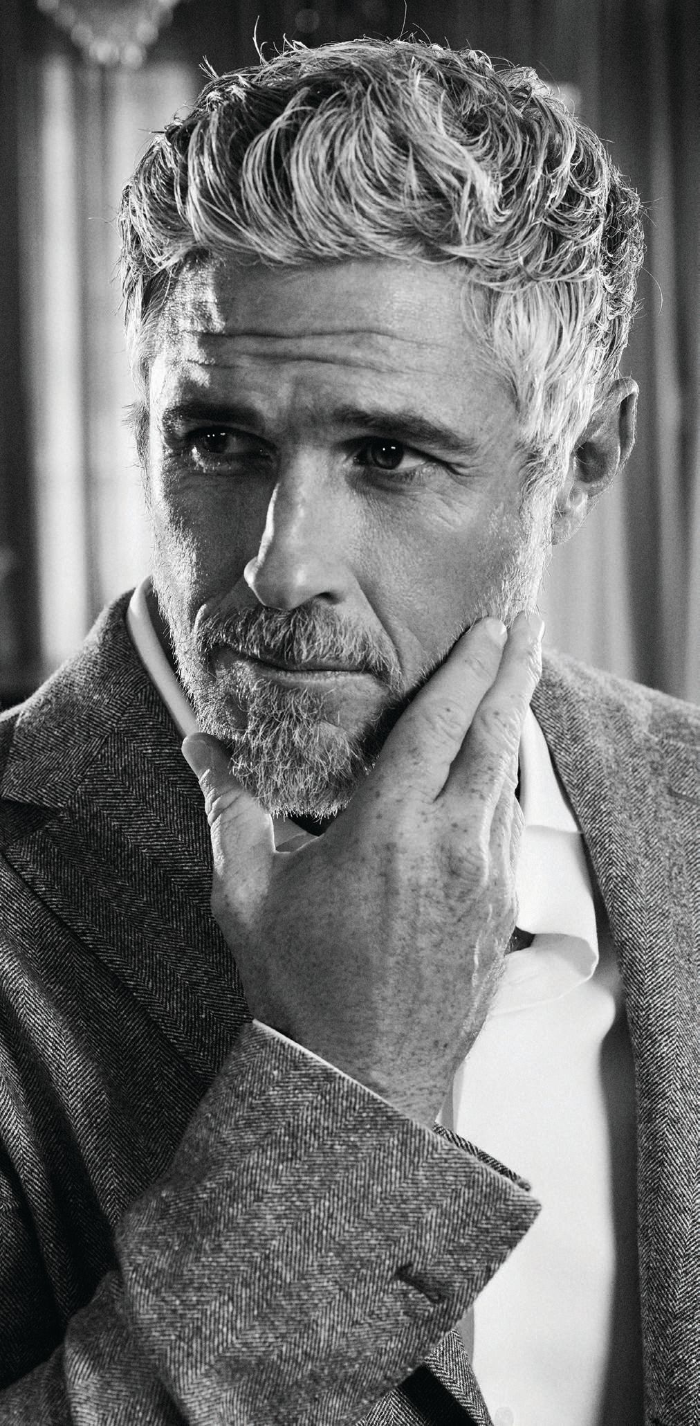 Men of Style: Icons with Stories and Unique Fashion