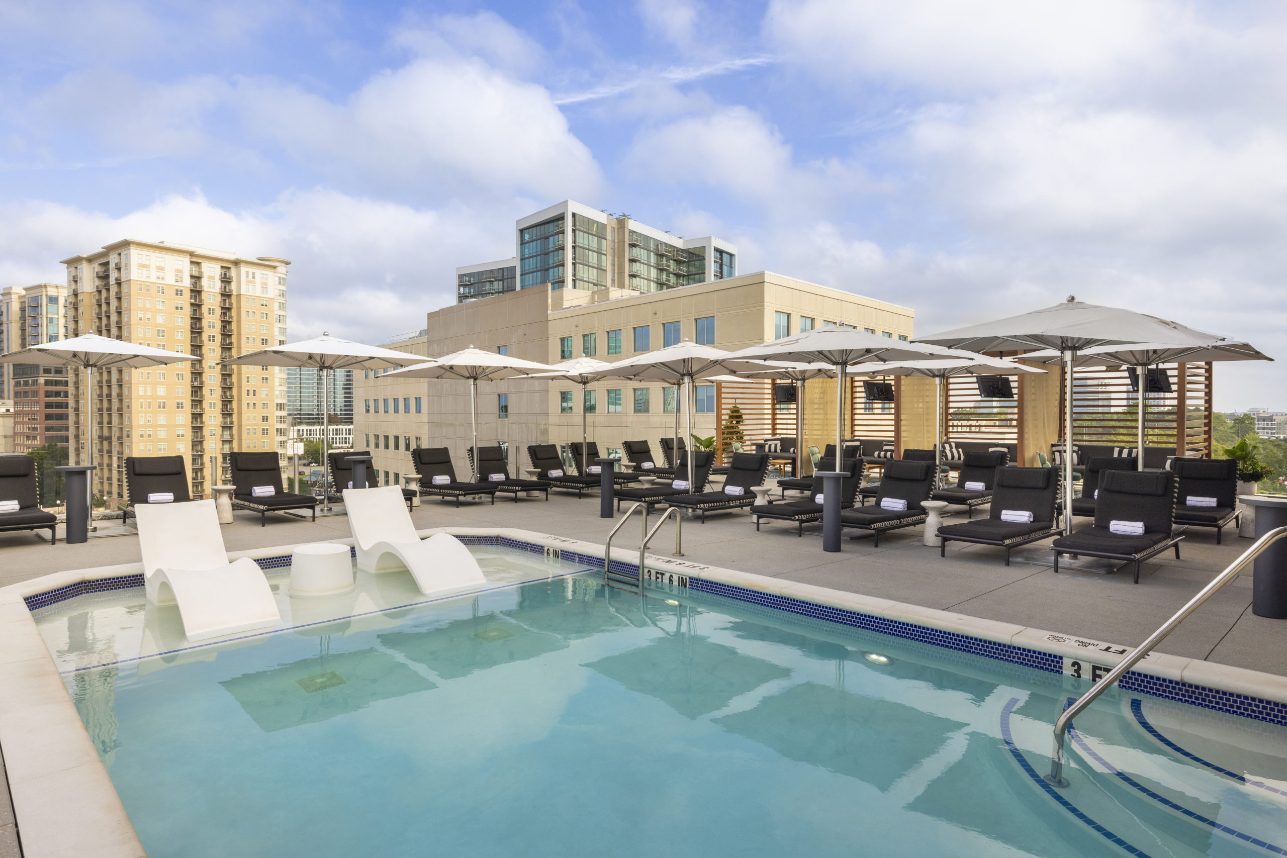 The Tess Boutique Hotel: Luxury & Southern Charm in Buckhead