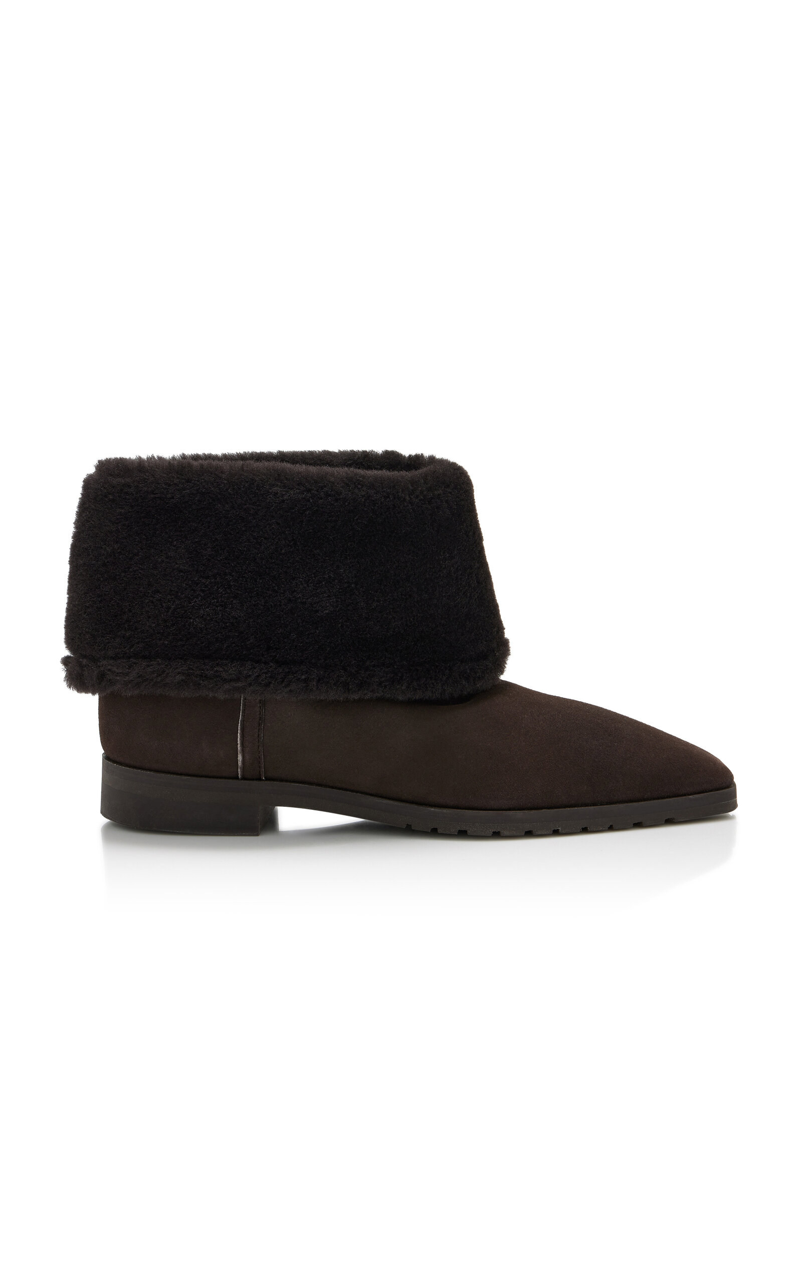 12 Cozy & Chic Shearling Shoes to Elevate Your Winter Style