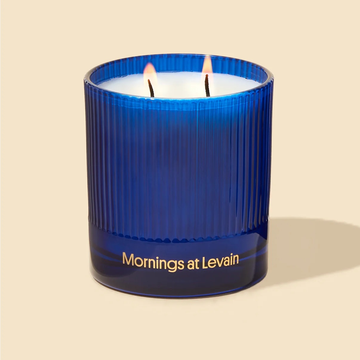 12 Cozy Seasonal Candles for a Festive Atmosphere