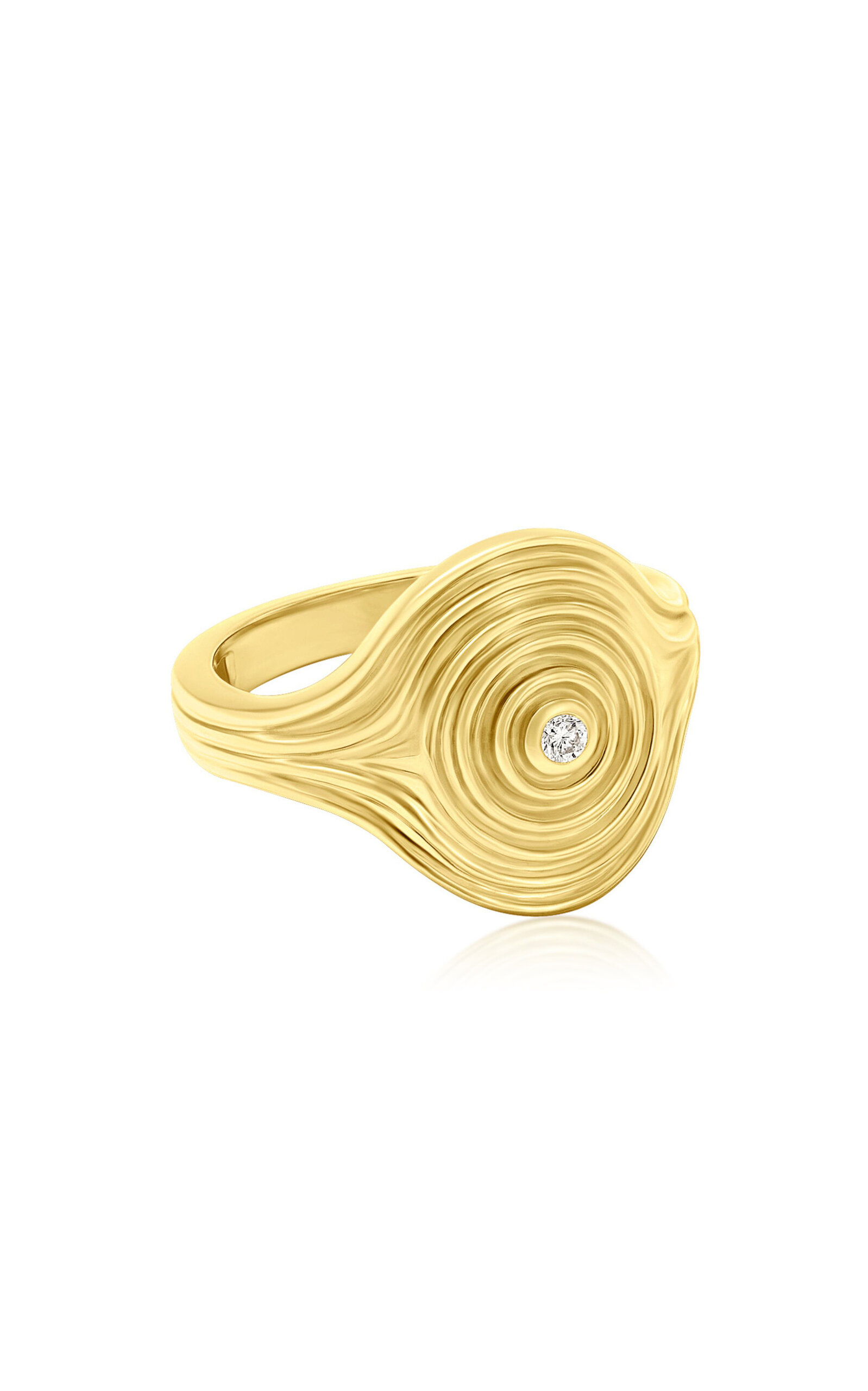 10 Luxe Gold Pinky Rings to Elevate Your Jewelry Stack