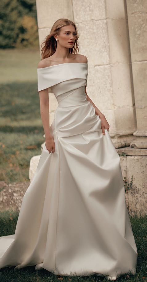 2026 Bridal Fashion Trends: Elegance, Structure & Floral Art