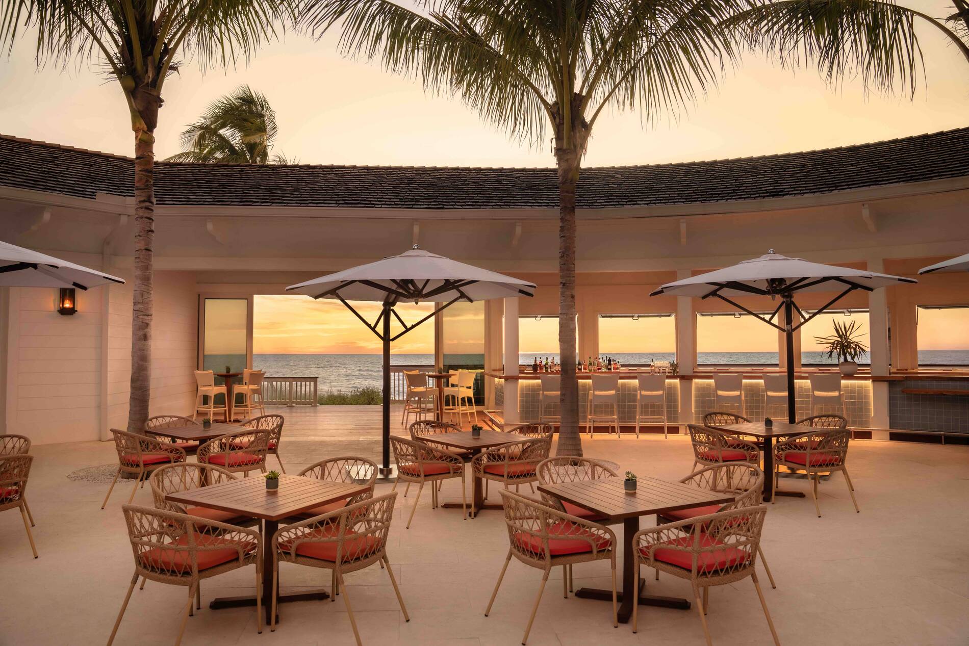 Naples Beach Club, A Four Seasons Resort
