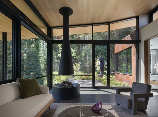 Aspen Highlands Legacy Home: Modern Design Meets Nature