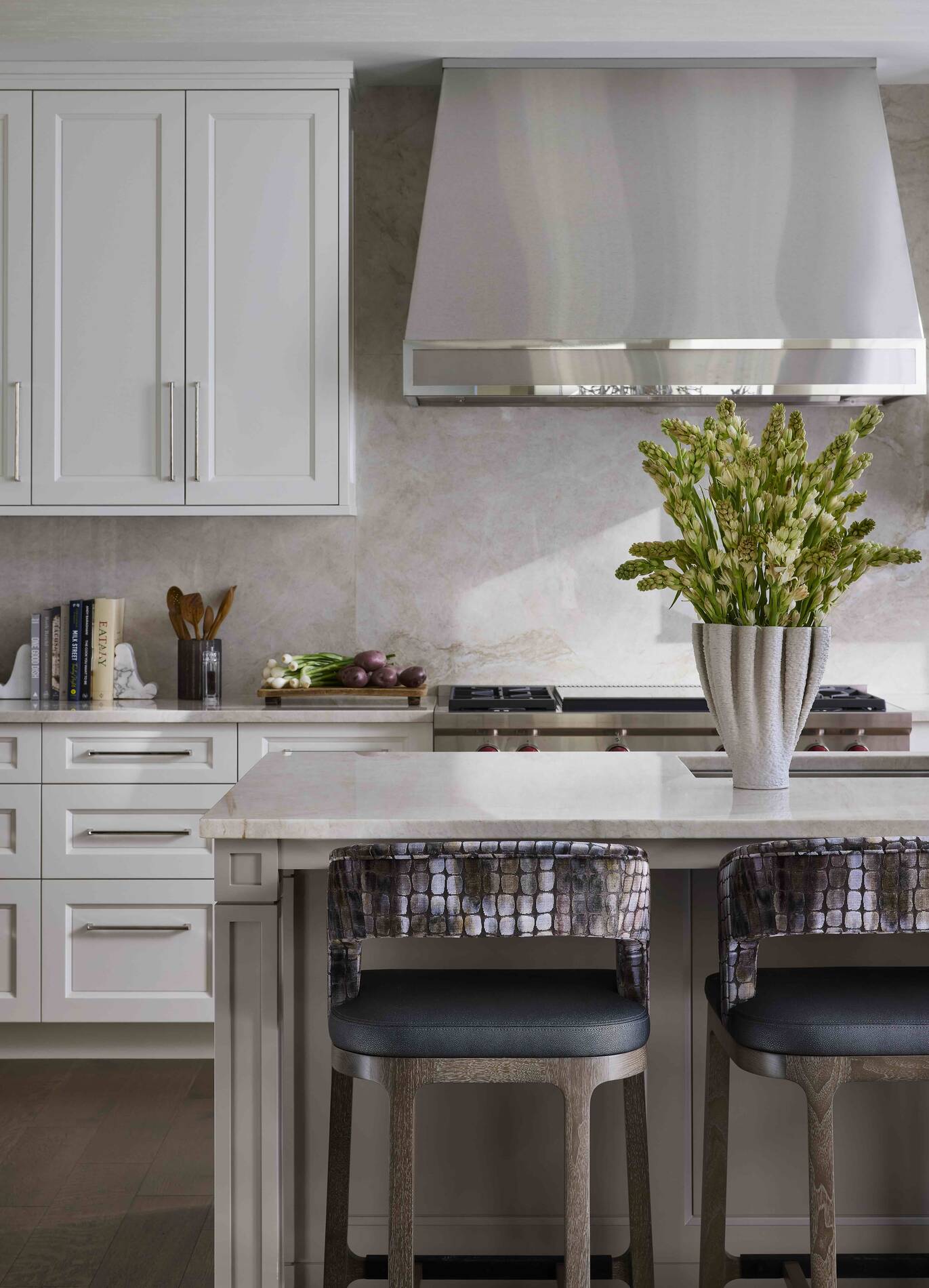 Tribune Tower Condo Design by Donna Mondi