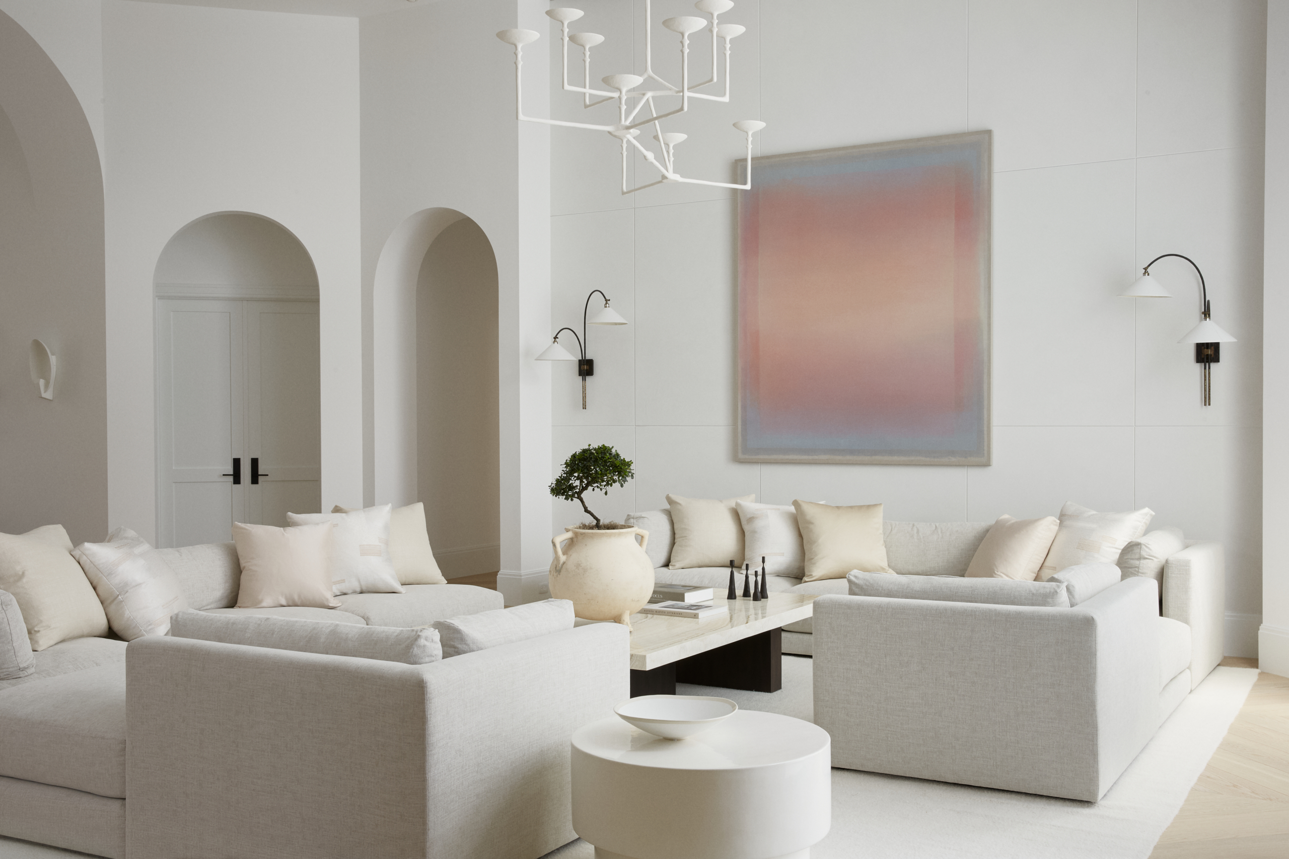 Bergman Vass Brings Gallery-Like Refinement To This Jupiter Home