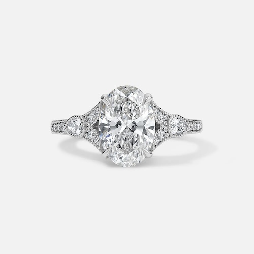 2026 Engagement Ring Trends: Styles, Shapes & Settings