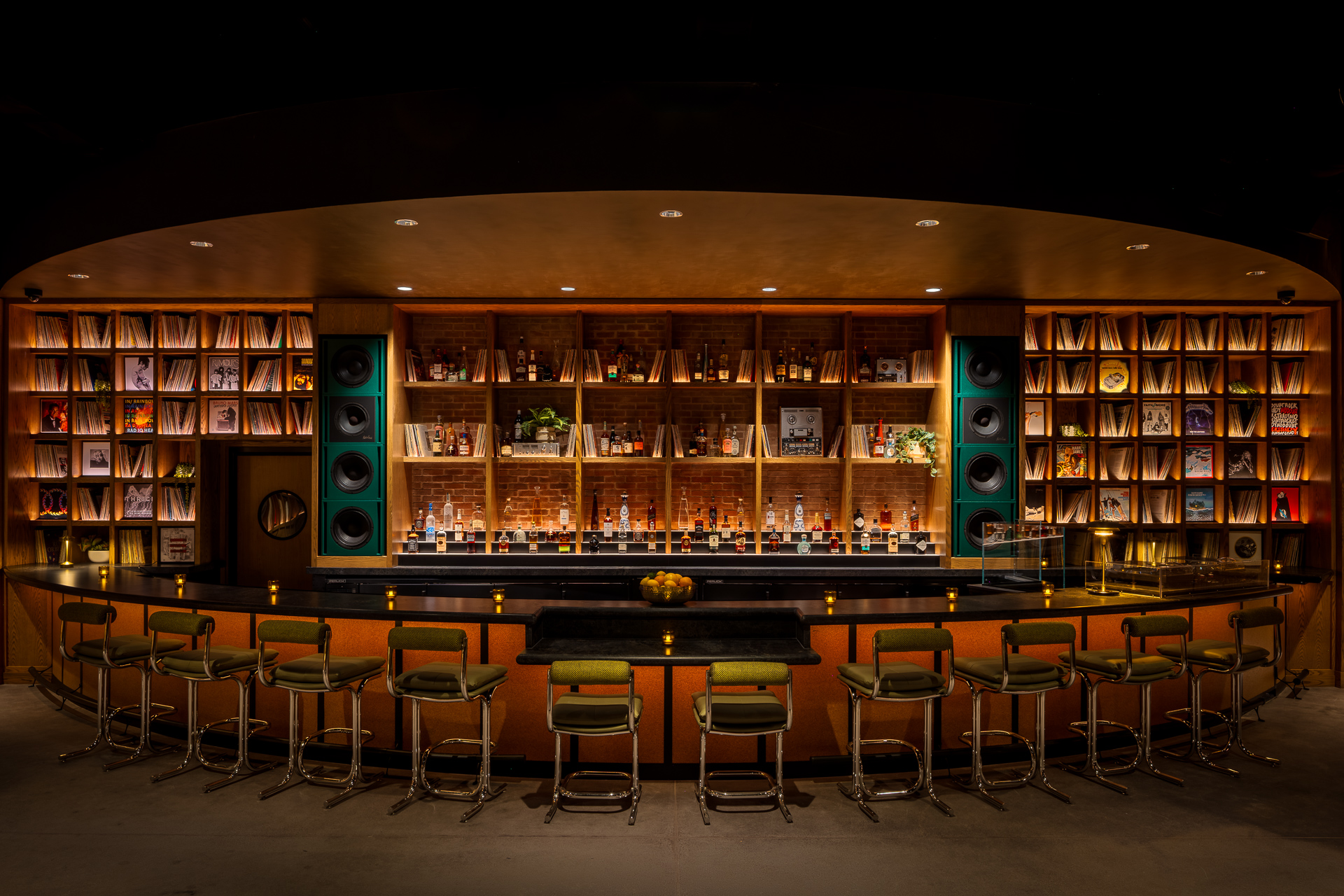 The Vinyl Room: Hollywood Palladium’s Luxurious Hi-Fi Lounge