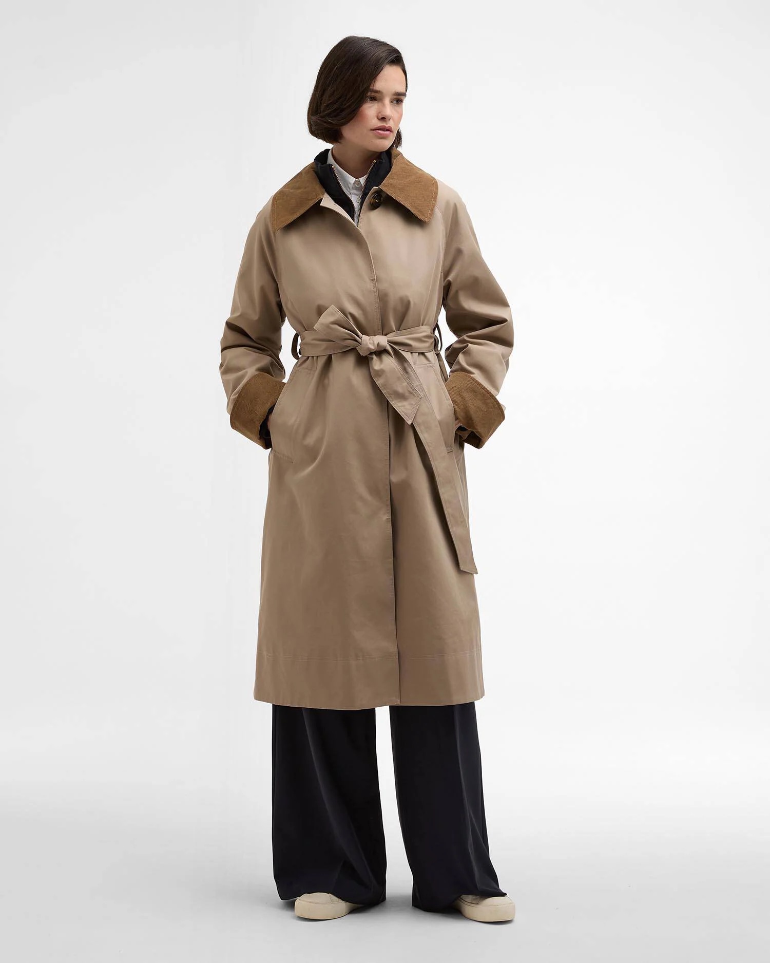 11 Creative Trench Coat Styles to Elevate Your Wardrobe