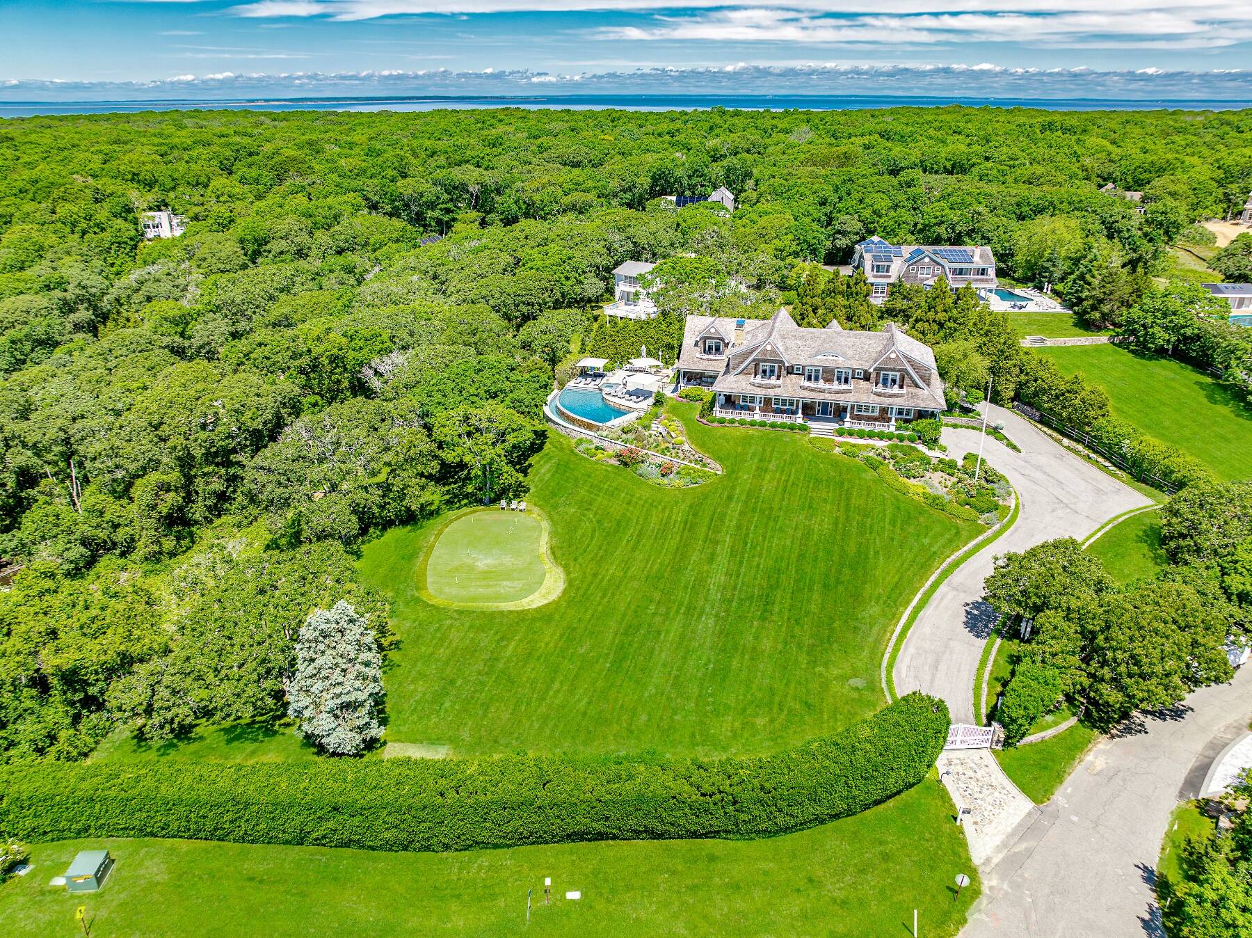 Top 11 Luxury Hamptons Homes for Sale in Summer 2026